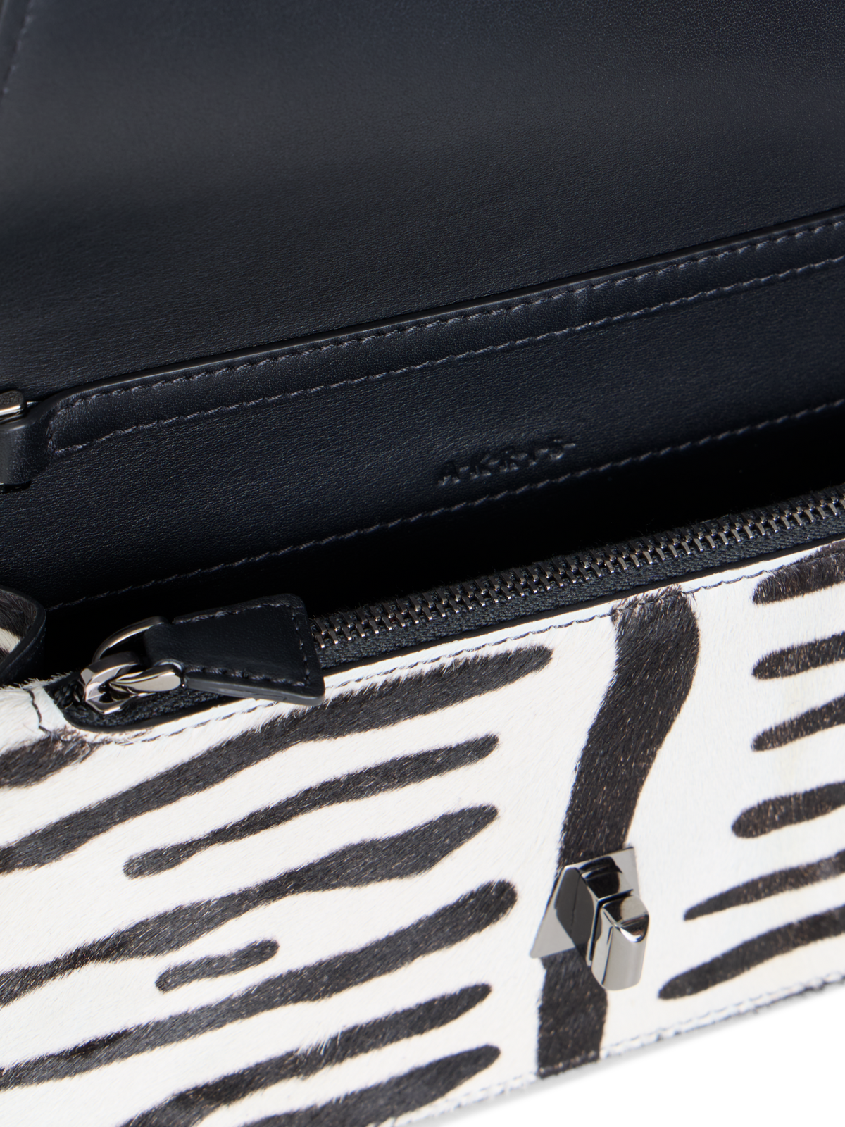 Anouk Envelope Bag – Akris CH
